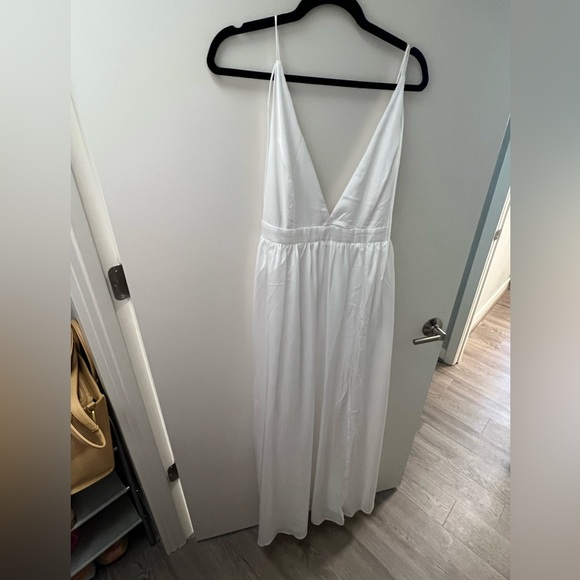 Lulus | Dresses | Lulus White Maxi Dress | Poshmark